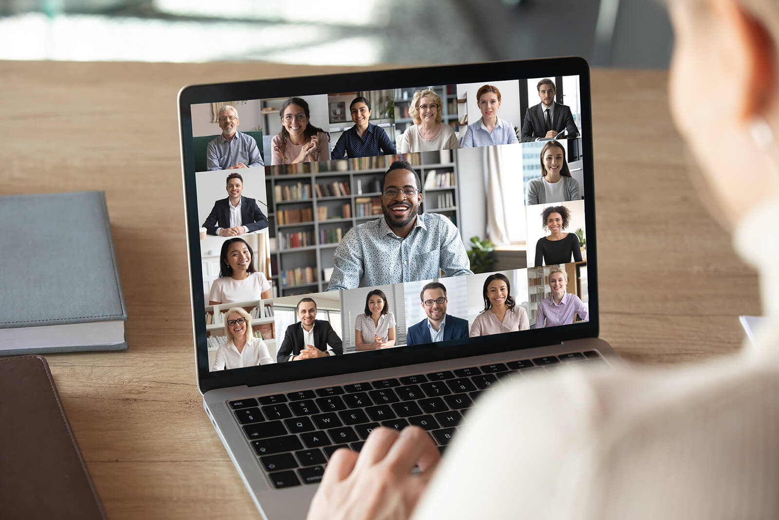 A Guide To Managing Remote Employees During Covid 19 LRO Staffing